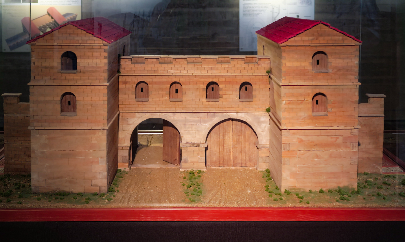 The Walls of Leon - London Traveller