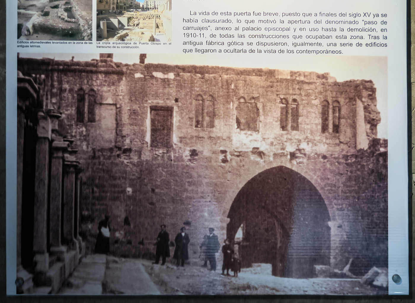 The Walls of Leon - London Traveller
